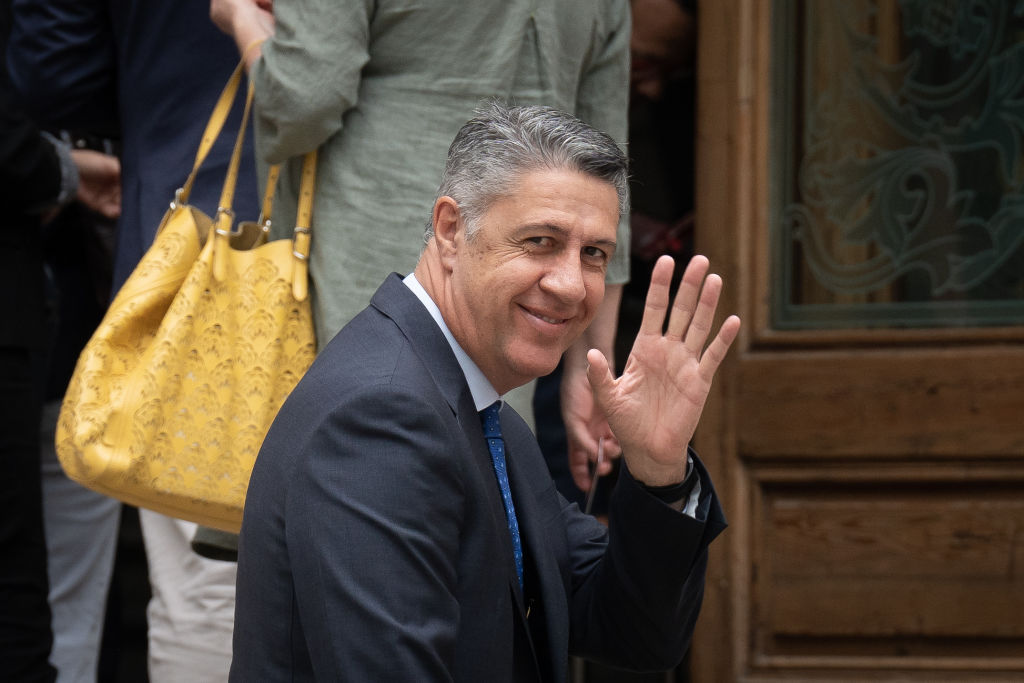 Le cambian la profesión a Albiol en directo y la contestación del ...