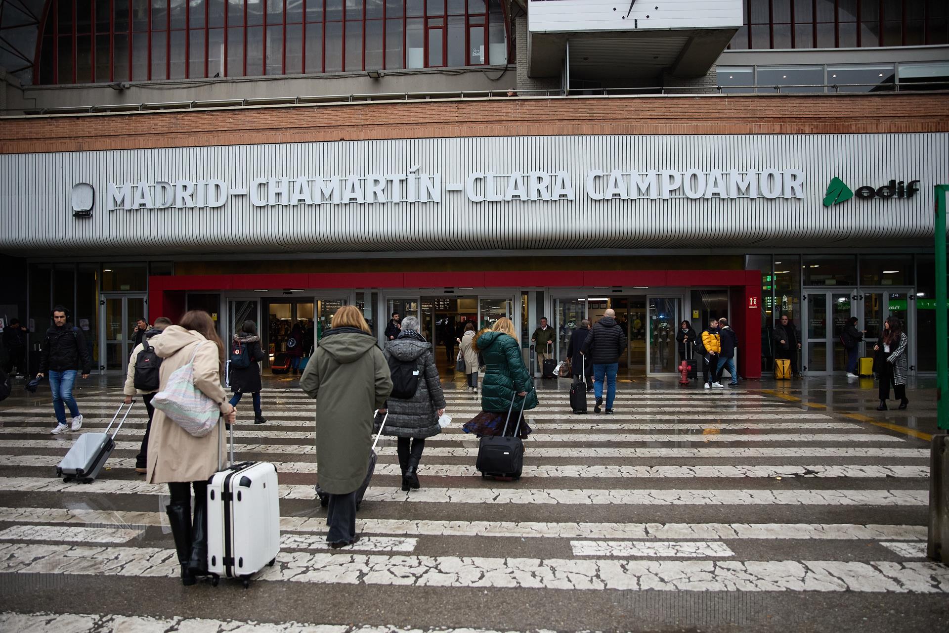 Va a la estación de Chamartín y saca una demoledora conclusión