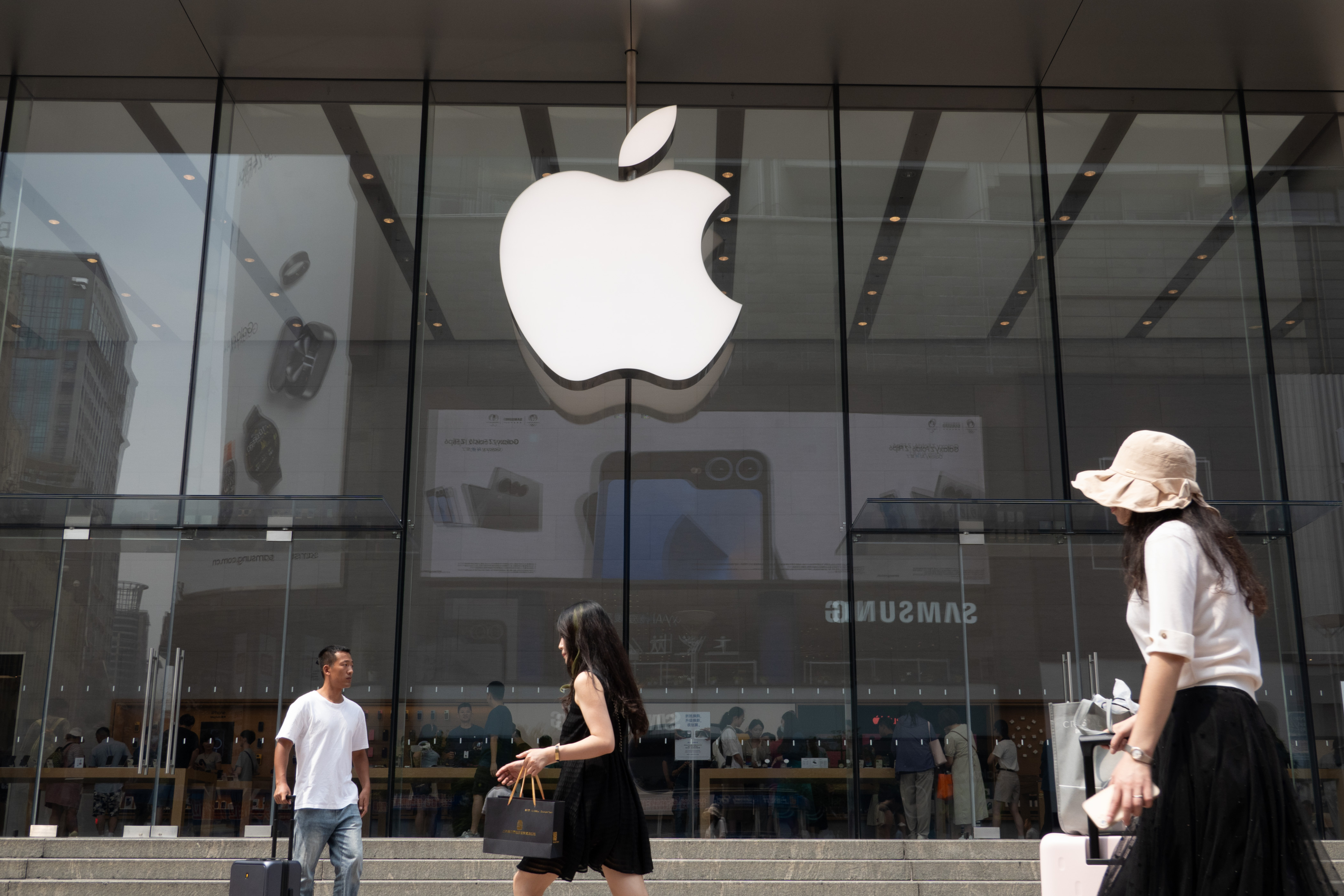 Apple cierra por primera vez una tienda física en China
