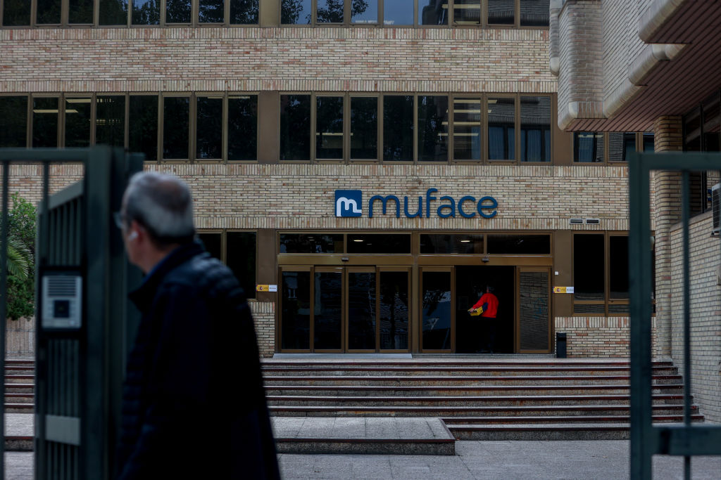 Dentro del plan de Sanidad tras el fin de Muface: operación de 9 meses para