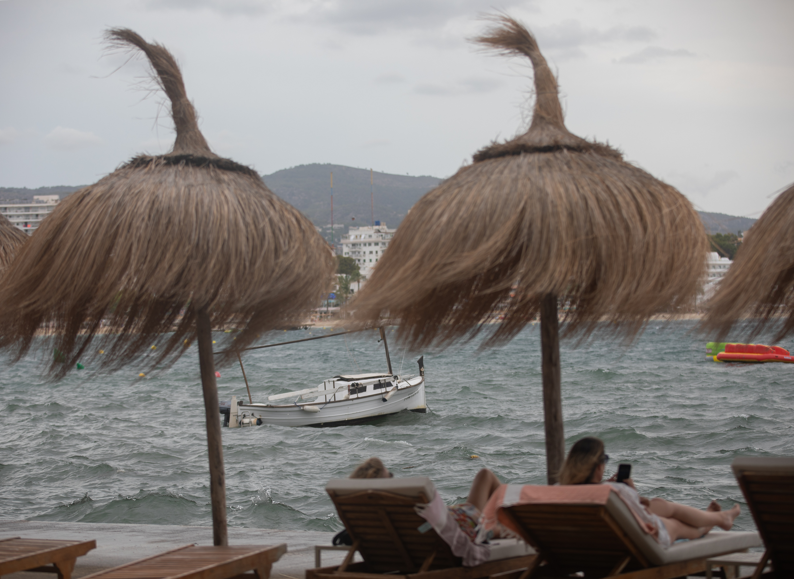 Una turista británica va con su amiga a Magaluf y se llevan el gran ...