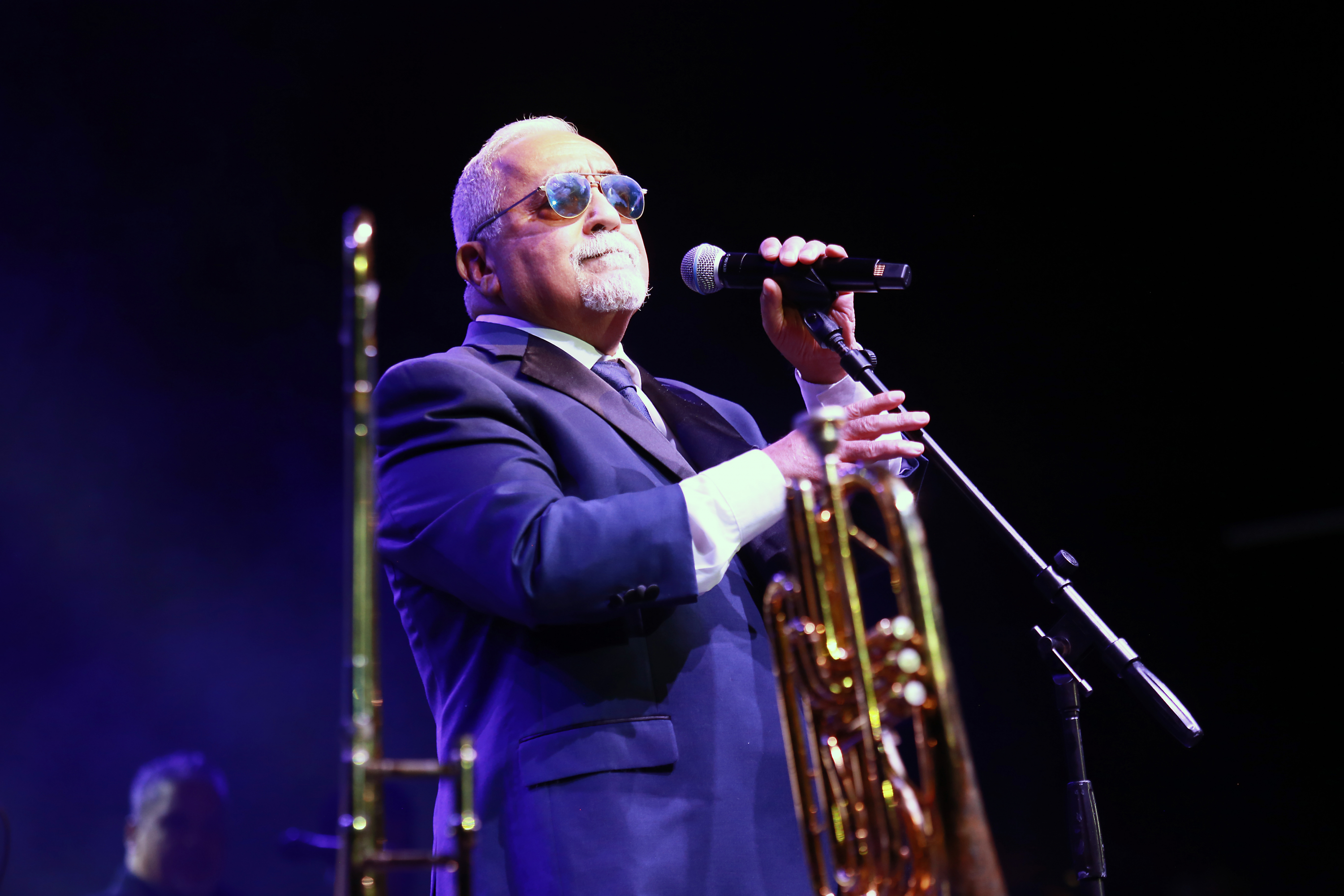 Muere Willie Colón, intérprete de íconos de la salsa como 'Idilio' o ...