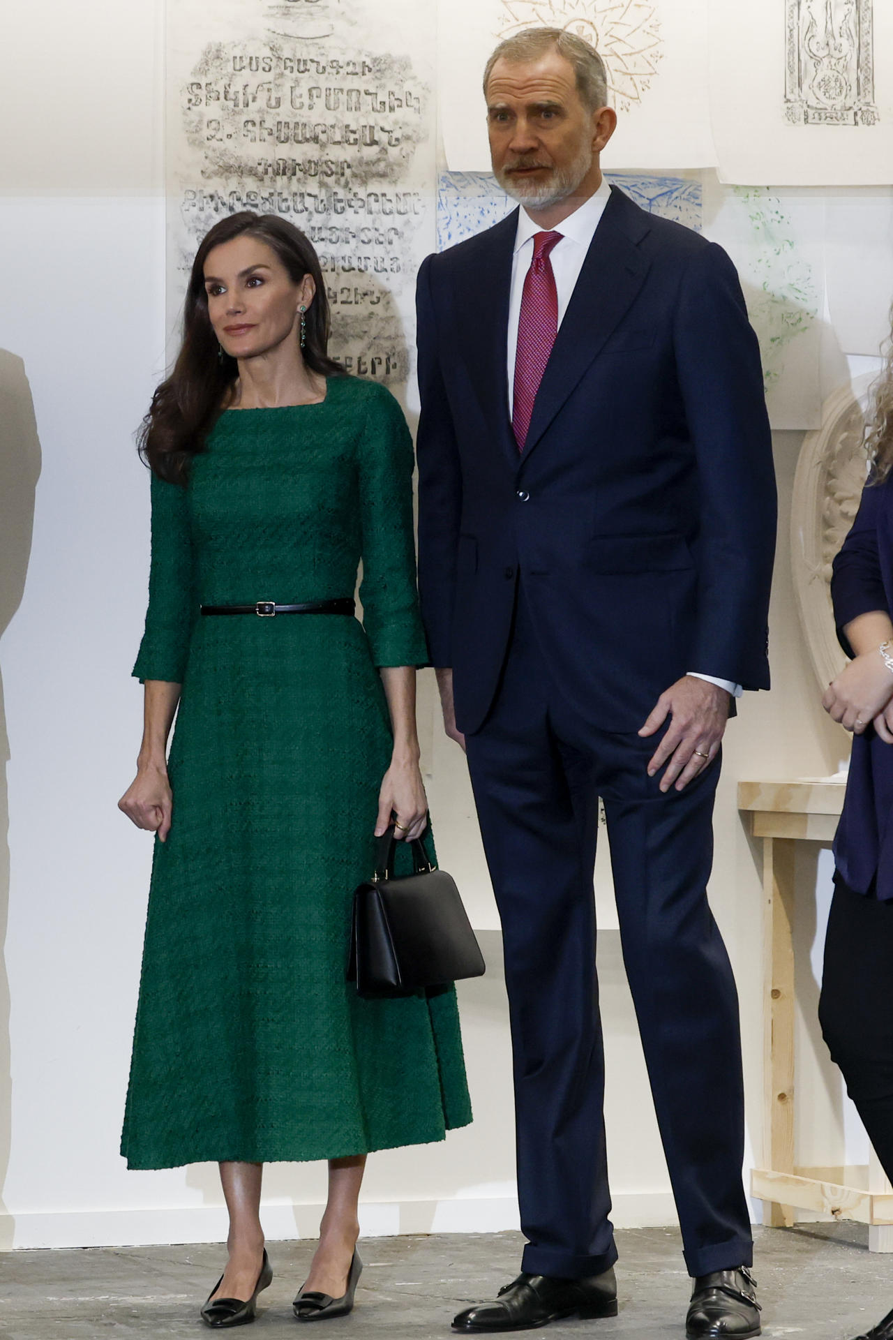 La reina Letizia calca el 'look' del 12 de octubre en ARCO y demuestra ...