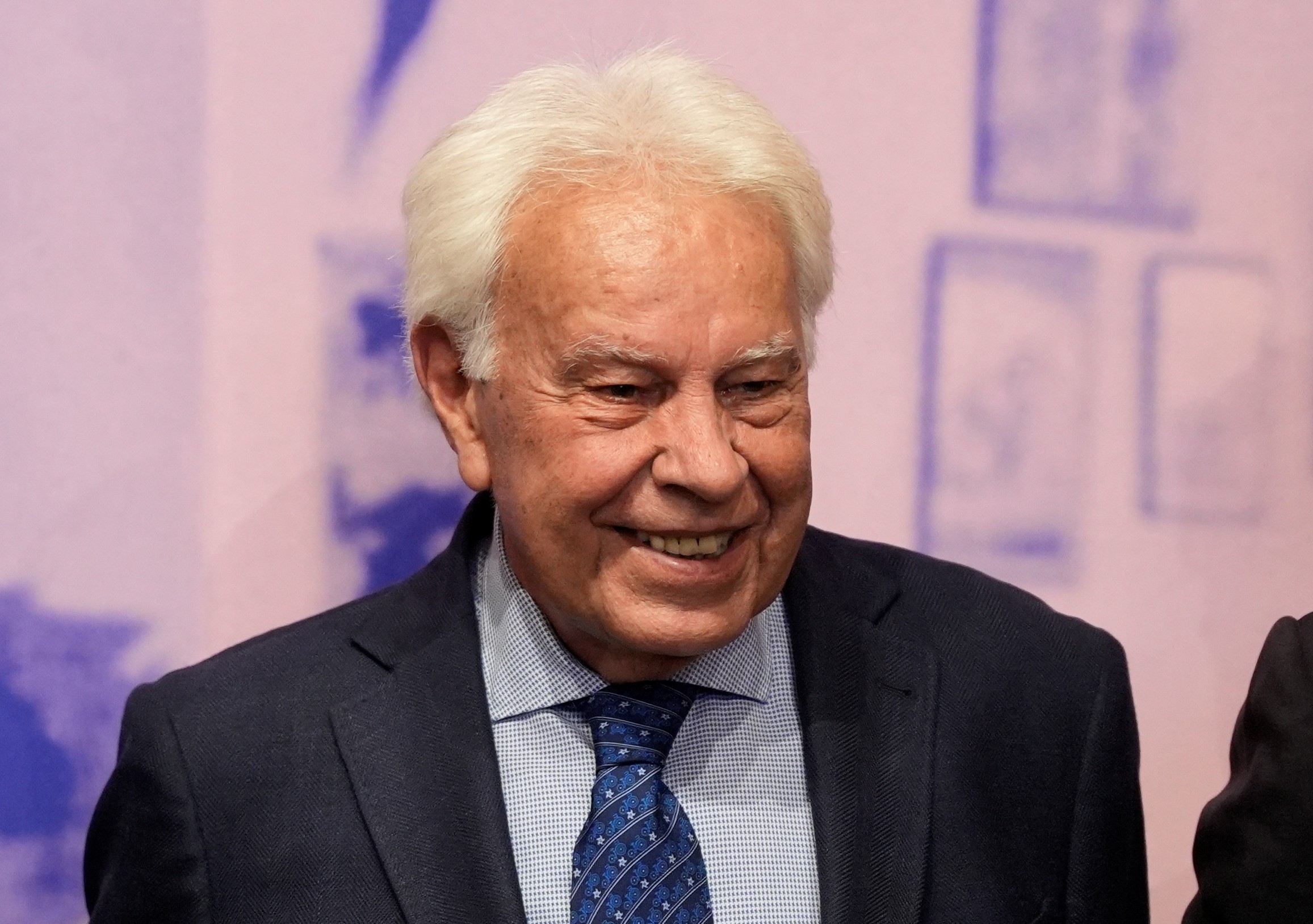 Preguntan a Patxi López por las palabras de Felipe González y sólo ...